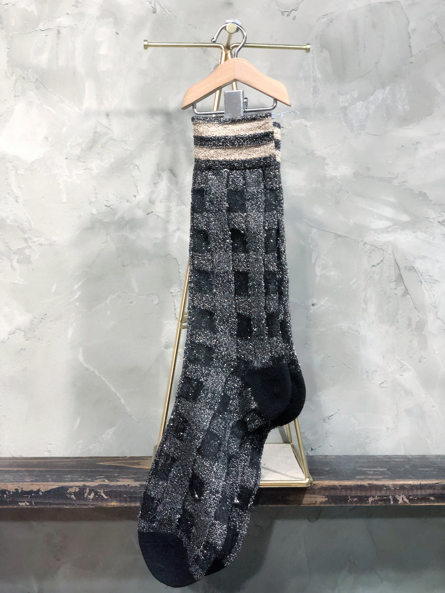Grid See Through Socks – sanwaitsai